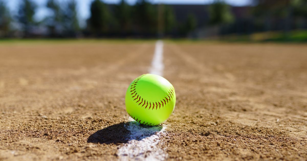 Adult Coed Softball League at United Sports | Downingtown, PA